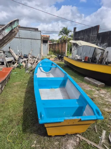 "barco de fibra" no Brasil