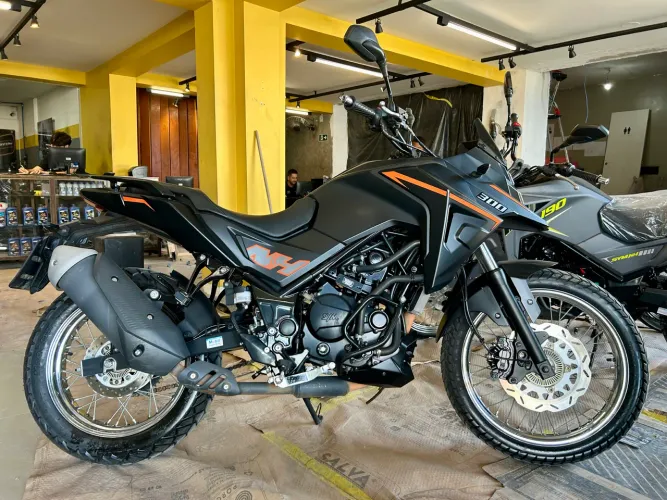 Motos Dafra NH 300 no Brasil