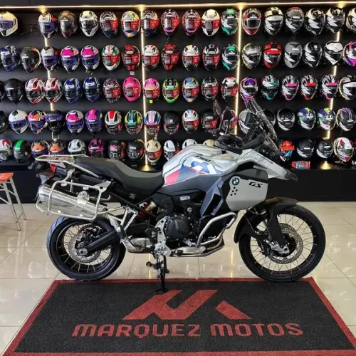 Motos BMW F 900 GS Adventure Plus no Brasil