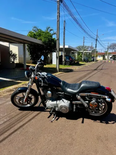 Motos Harley-Davidson Dyna Super Glide no Brasil