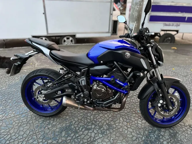 Motos Yamaha MT-07/MT-07 2022 no Brasil
