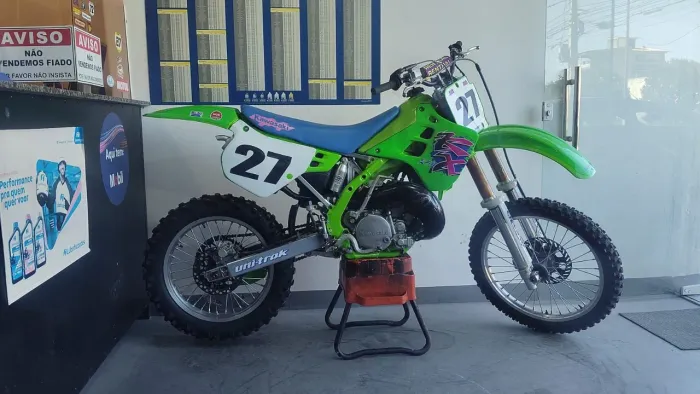 Motos Kawasaki KX no Brasil