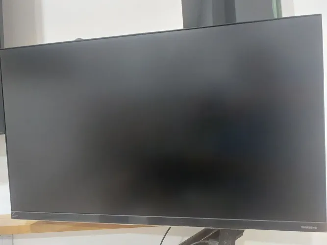 "monitores de 27 polegadas" - Monitores no Brasil