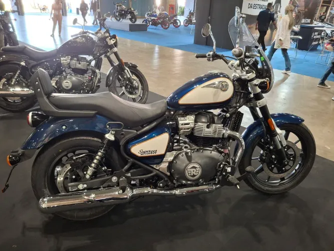 Motos Royal Enfield Super Meteor no Brasil