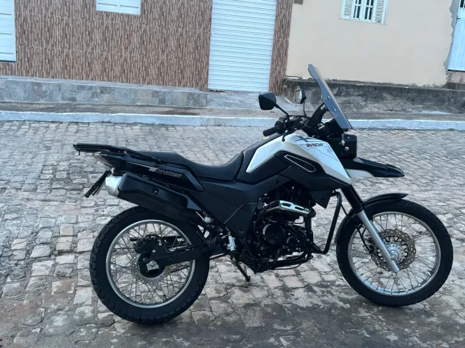 Motos Shineray SHI 175 S EFI no Brasil