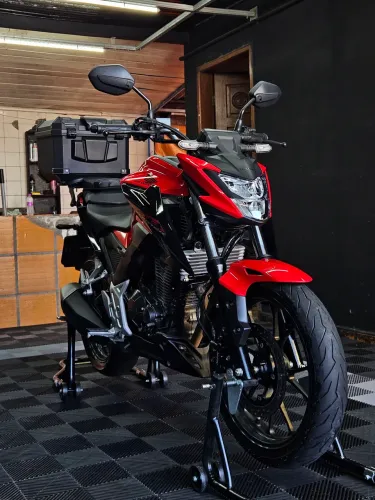Motos Honda CB 300f Twister Flex 2023 no Brasil