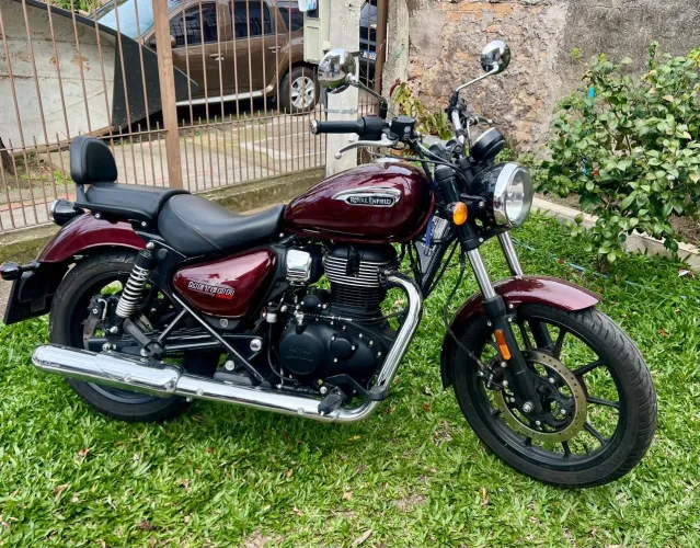 Motos Royal Enfield Meteor Stellar 350cc ABS no Brasil