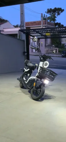 Motos Scooter Eletrica no Brasil