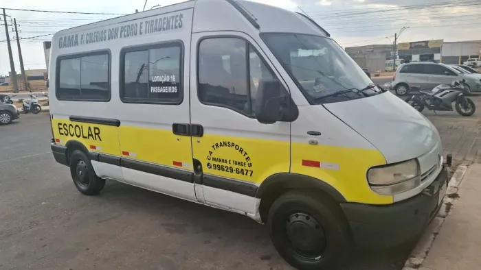 "carro escolar" - Carros Usados e Novos à venda