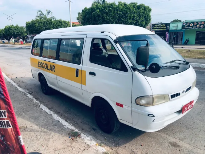 "kia besta" - Carros Usados e Novos à venda