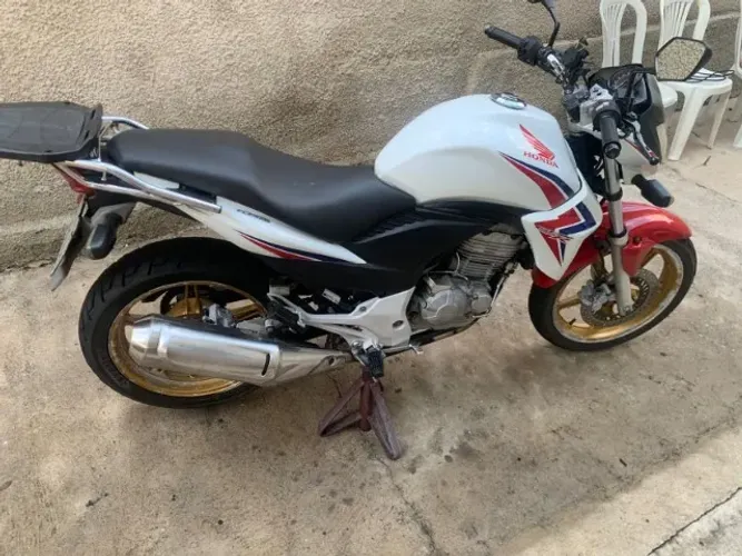 Motos Honda CB 2014 no Brasil