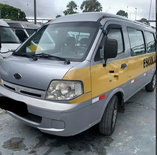 "kia besta" - Carros Usados e Novos à venda