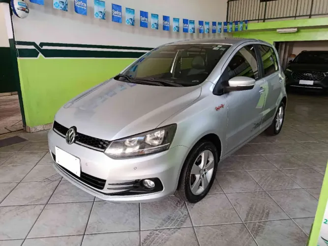 Volkswagen Fox Rock IN RIO 1.6 MI Total Flex 8V 5P Usados e Novos