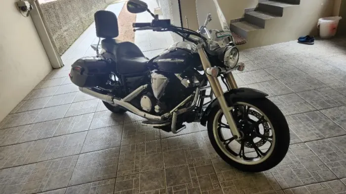 Motos Yamaha XVS 950 Midnight Star no Brasil