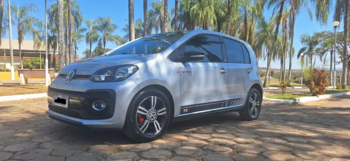 Volkswagen Up! Pepper 1.0 TSI L Flex 12V 5P Usados e Novos