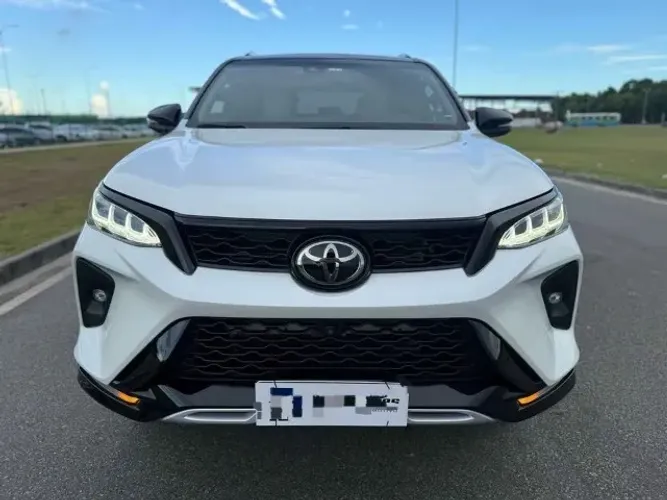 Toyota Hilux SW4 Diamond 2.8 TB 4X4 Die. Aut. 2022 Usados e Novos no PR