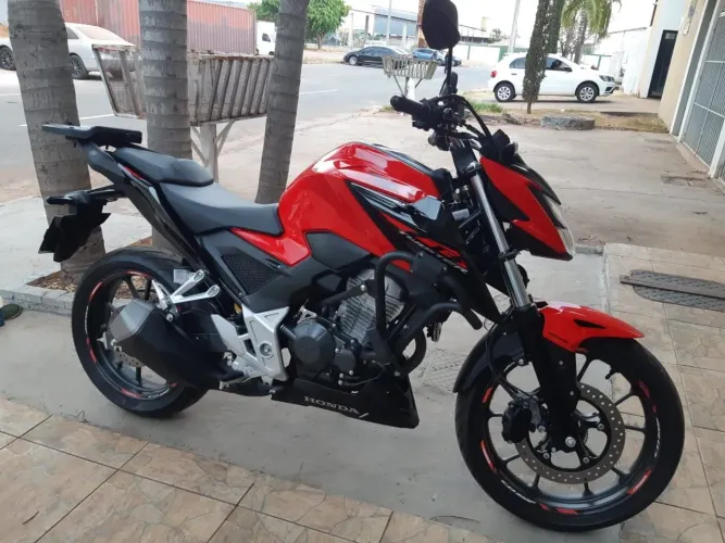 Motos Honda CB 300f Twister Flex 2024 no Brasil