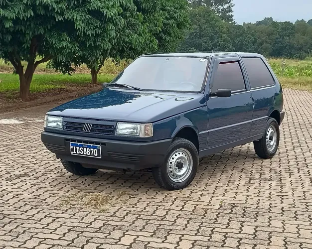 Fiat Uno Mille 1.0/ I.e./ Electronic/ Brio Usados e Novos - Pelotas, RS