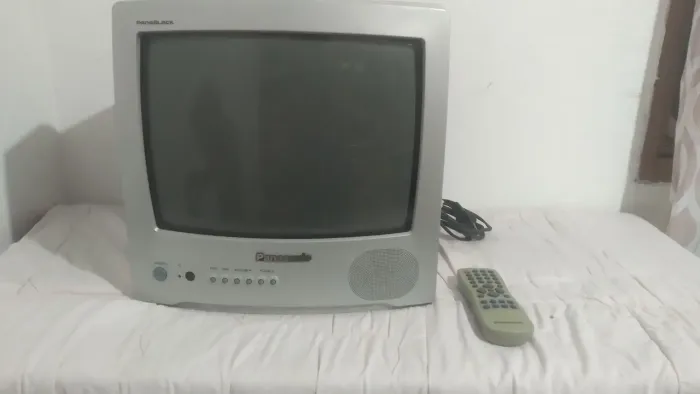 "tv de tubo" - TVs no Brasil