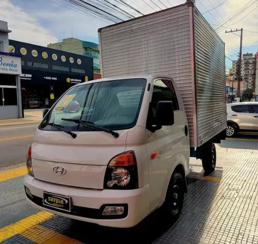 Hyundai HR Usados e Novos