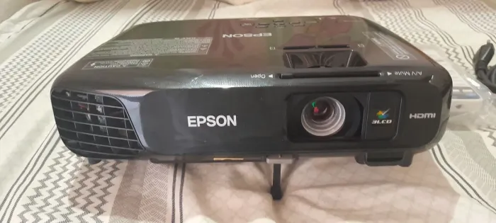 "projetor data show epson" - Projetores e Telas de Projeção no Brasil