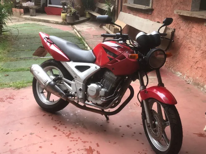 Motos Honda CBX 250 Twister no Brasil