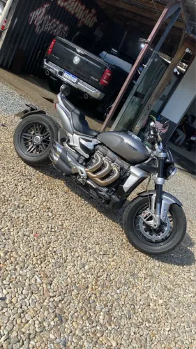 Motos Triumph Rocket III R 2500cc no Brasil