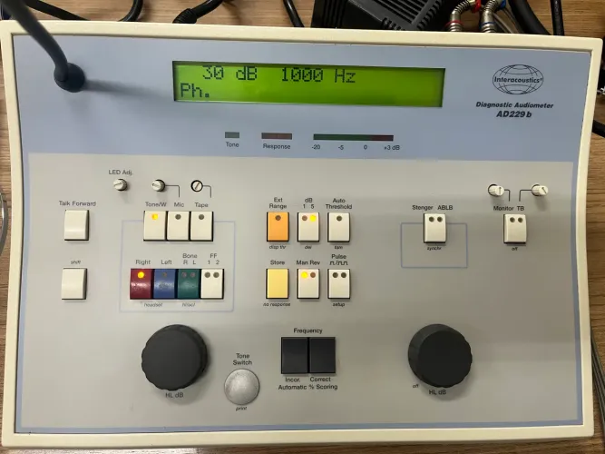 "audiometro" no Brasil