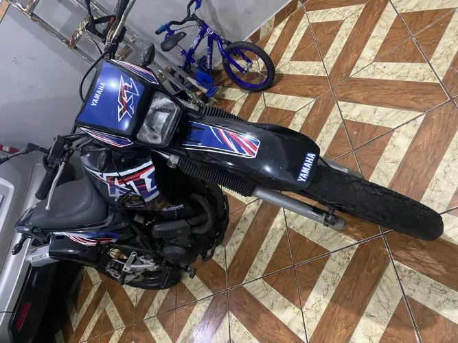 Motos Yamaha XT 600 E no Brasil
