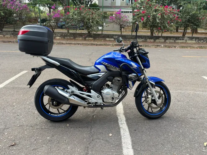 Motos Honda CB Twister/flexone 250cc 2021 no Brasil