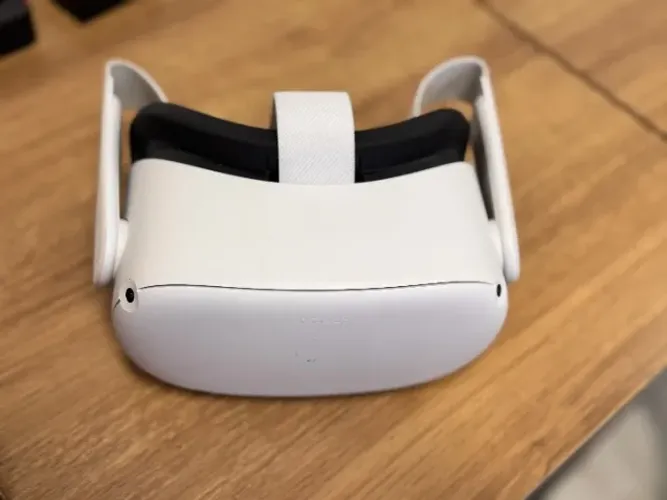 "oculus quest 1" - Consoles de Vídeo Game no Brasil