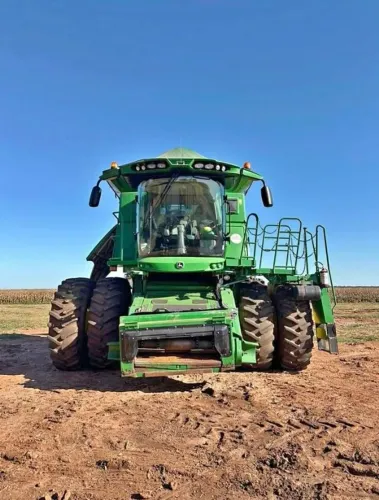 "colheitadeiras john deere" - Tratores e máquinas agrícolas no Brasil