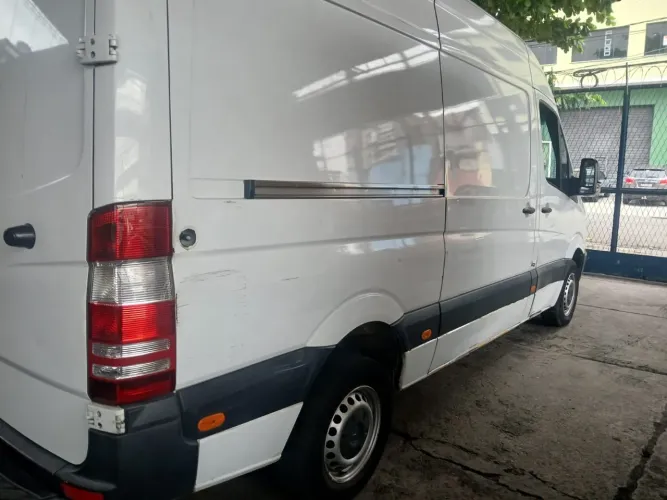 Mercedes-Benz Sprinter 415 Furgão Lon.t.alto 2.2 Dies Usados e Novos