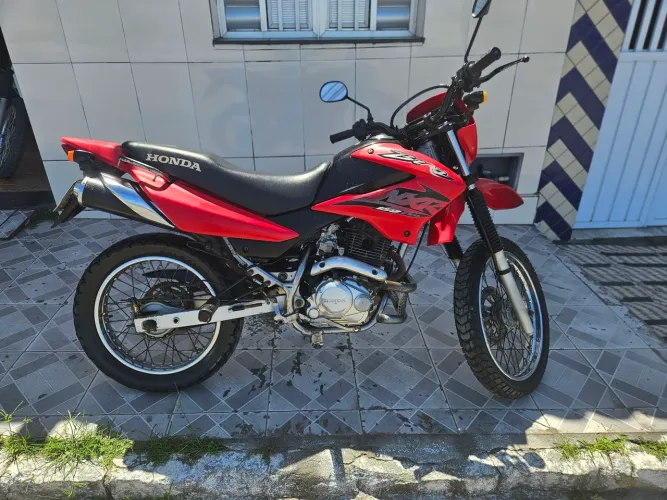 Motos Honda NXR 150 Bros ESD no Brasil