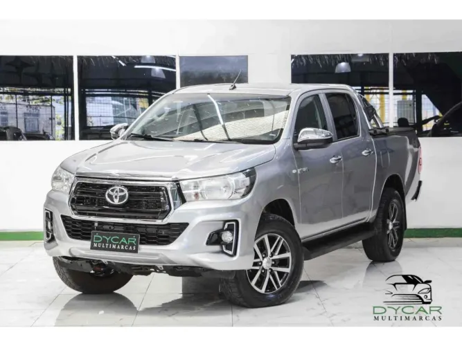 Toyota Hilux CD 4X4 2.8 Diesel Mec. Usados e Novos