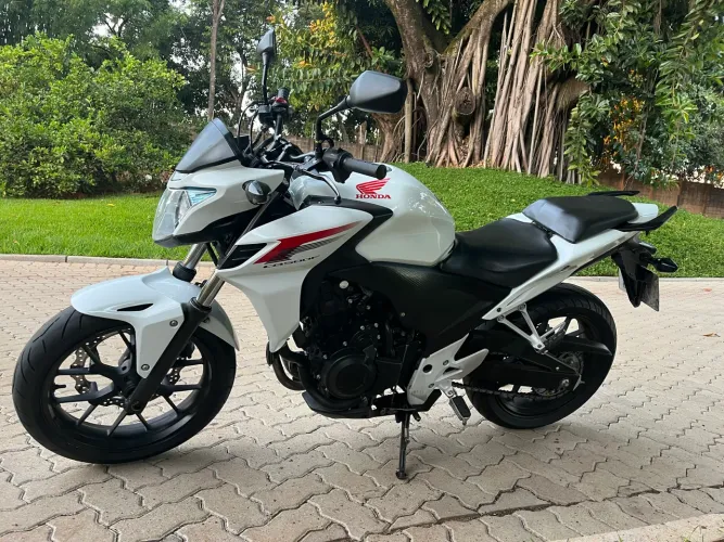 Motos Honda CB 2014 no Brasil