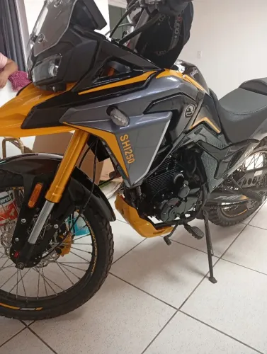Motos Shineray SHI 250 no Brasil