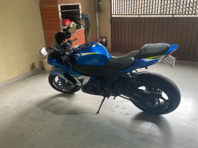 Motos Suzuki GSX-R 2016 no Brasil