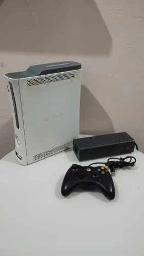 "xbox 360 fat" - Consoles de Vídeo Game no Brasil