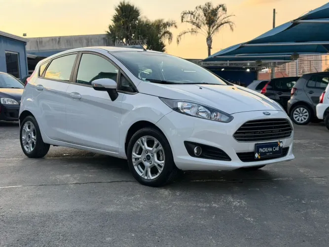 Ford Fiesta SE 1.6 Powershift Aut. Usados e Novos - Rio Claro, SP