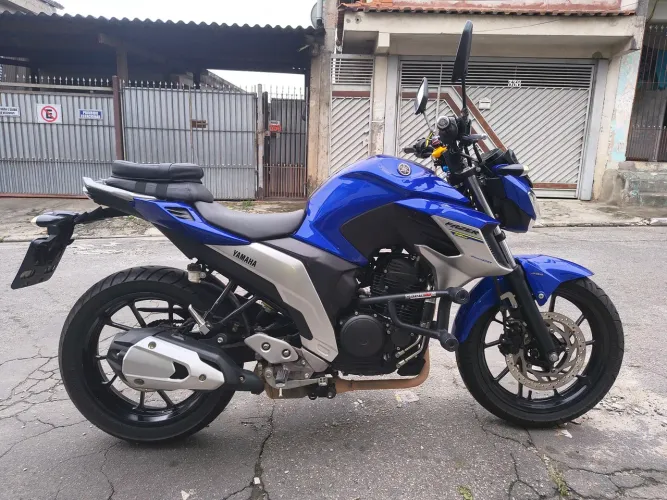 Motos Yamaha FZ25 2020 no Brasil