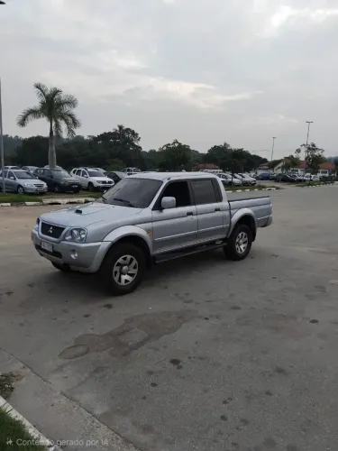 Mitsubishi L200 Sport HPE 2.5 4X4 CD DTI Dies. Mec. Usados e Novos ...
