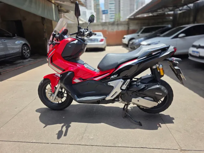 Motos Honda ADV no Brasil