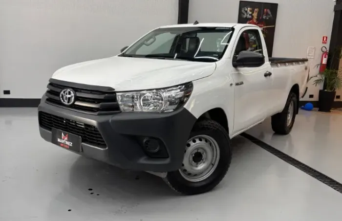 Toyota Hilux CS 4X4 2.8 TDI Diesel Mec. Usados e Novos
